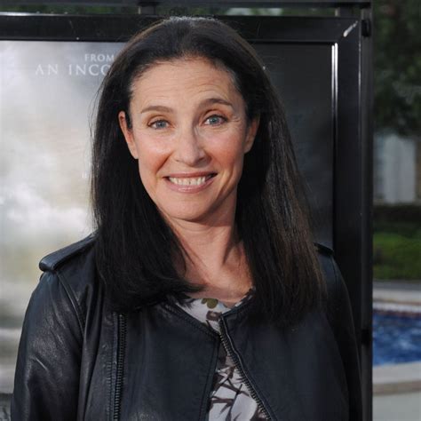 Mimi Rogers To Guest Star On Men