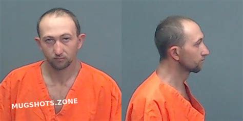 Hackett Eric Lee 04 17 2023 Bowie County Mugshots Zone