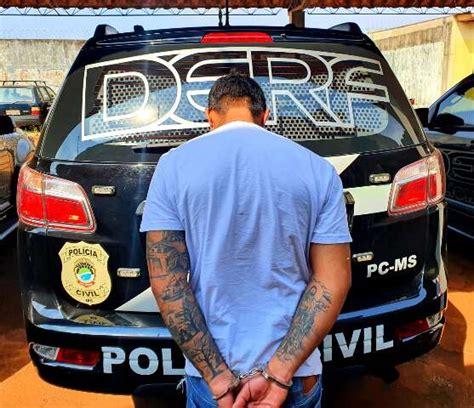 Acusado de matar vizinho a facadas é preso 2 anos depois do crime