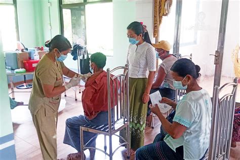 ကံမမြို့နယ်၌ ကိုဗစ် ၁၉ရောဂါ ကာကွယ်ဆေး မထိုးနှံရသေးသည့် ပြည်သူများ ကိုယ