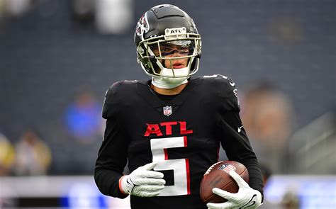 Falcons Release Depth Chart For Week 15 Game Vs Panthers