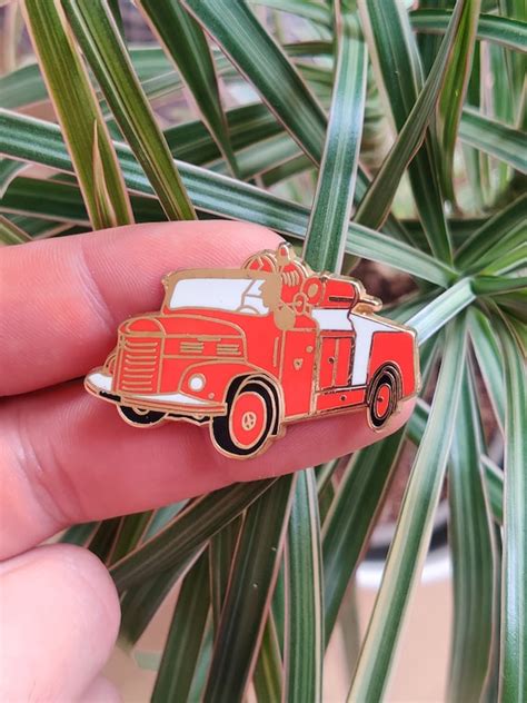 Fire Engine Fire Truck Vintage Enamel Lapel Pin Badge Gem