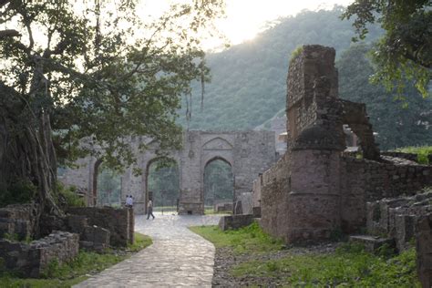 Bhangarh Fort Horror Story Most Haunted Fort In India