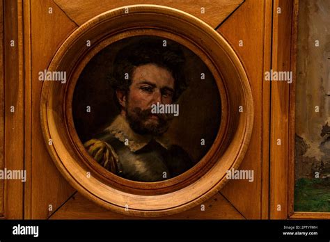 Détails de peintures dans la salle à manger au rez de chaussée de Casa