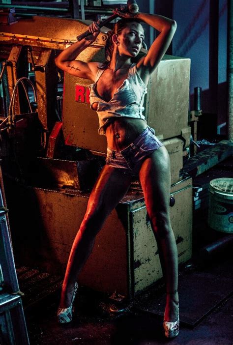 Working Women Kar0