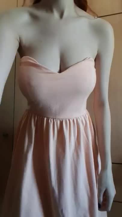 Goth Chick Reveals Her Perfect Tits