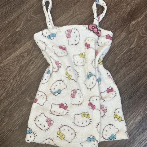 Hello Kitty Vintage Y2k Robe Depop