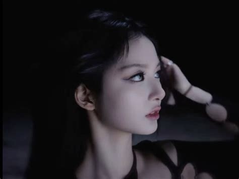 Nmixx Sullyoon Fe3O4 Breaker