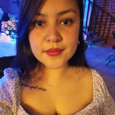 Renata Reni Av • Threads Say More