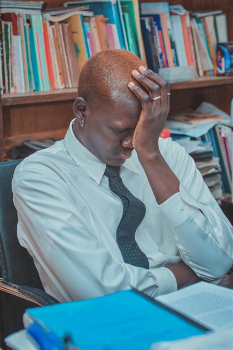 คลังภาพถ่ายฟรีของ กางเกงยีนส์ การตกแต่งบ้าน การผ่อนคลาย การเขียน กำแพงอิฐ ขยี้ตา ข้าวสาลี