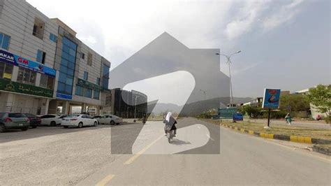 ڈی ۔ 12 اسلام آباد میں 4 مرلہ رہائشی پلاٹ 30 کروڑ میں برائے فروخت۔ ڈی