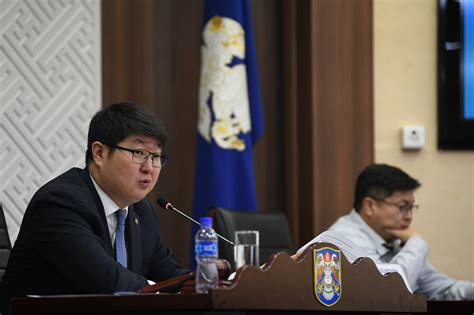 Төв цэнгэлдэх хүрээлэнг 100 хувь нийслэлийн эзэмшилд авлаа News Mn