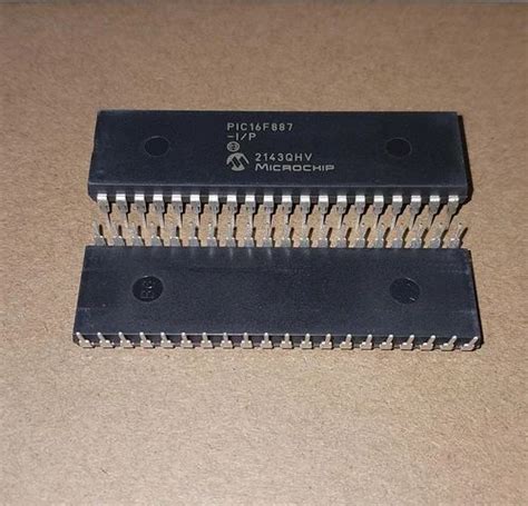 microchip technology 8 bit microcontrollers mcu pic16f887 i p