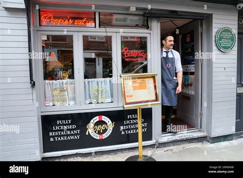 Poppies Restaurant Soho London Site Of The Famous 2is Coffee Bar