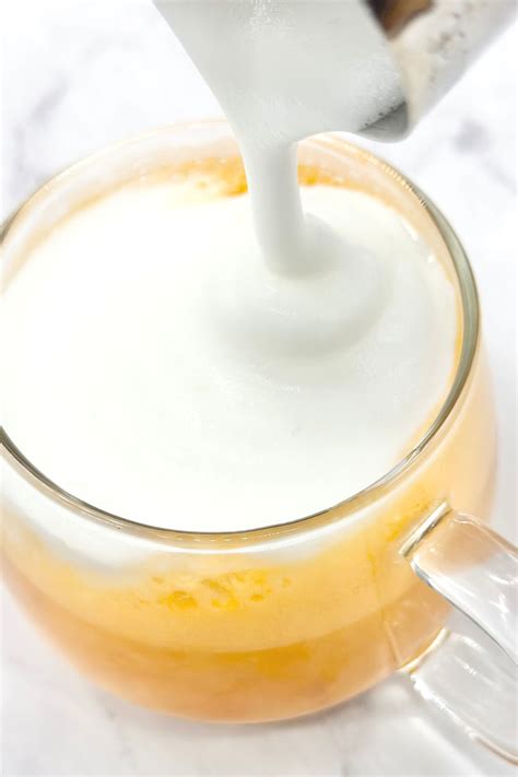 Cozy Homemade Thai Latte Easy Recipe Daily Tea Time