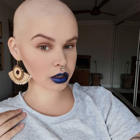 Lost My Hair To Chemo But Now I Wish I Shaved My Head Years Ago