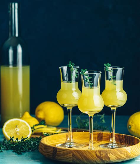Selbstgemachter Limoncello Adorano