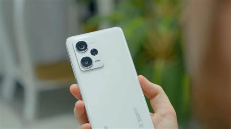 5 Rekomendasi HP 3 Jutaan Kamera Terbaik 2024