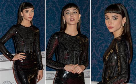 Matilda De Angelis Il Nuovo Look Con Frangia Bowl Cut Io Donna