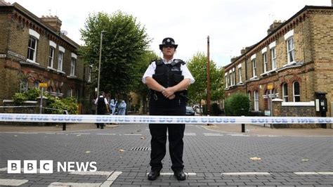 Battersea Stabbing Death Man Arrested On Suspicion Of Murder