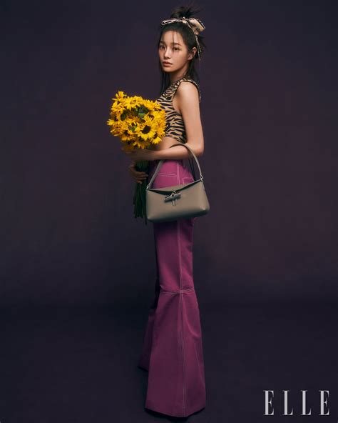 キム·セジョン、ユニークな姿