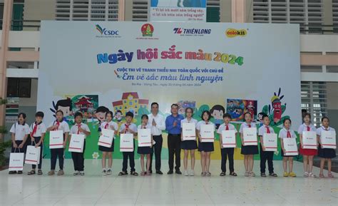 Thiếu nhi Bà Rịa Vũng Tàu vẽ tranh Em vẽ sắc màu tình nguyện