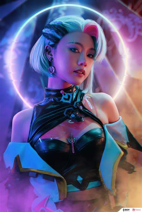 กลงมายงกลางใจ มวสค แพรวา คอสเพลยสกน RoV วารกญชรไวโอ ONE Esports Thailand