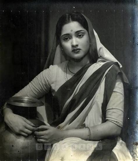 Vaijayantimala R Saree