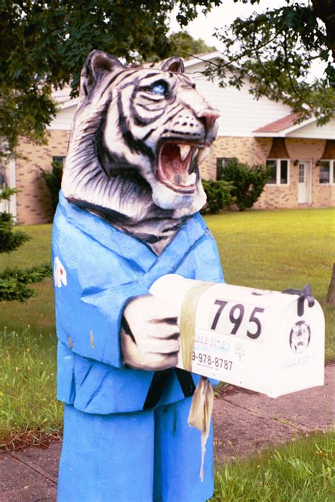 Artisans Of The Valley Custom Chainsaw Carvings By Bob