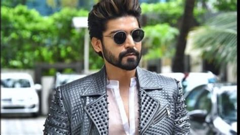 Gurmeet Chouhdary Reveals Yash Chopra Asked Him To Go For Tv Before