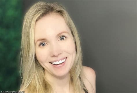 Mormon Mom Frozen Out As Church Discovers Secret Online Modeling Hot Sex Picture