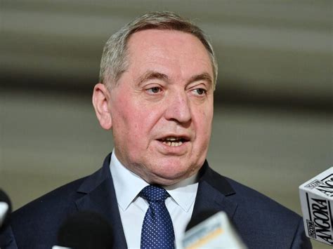 Sondaż Koalicja Tuska umacnia się PiS i Konfederacja bez szans