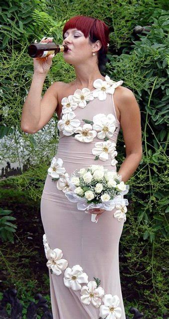Real Amateur Public Candid Upskirt Picture Sex Gallery Naughty Brides Upskirt Photos
