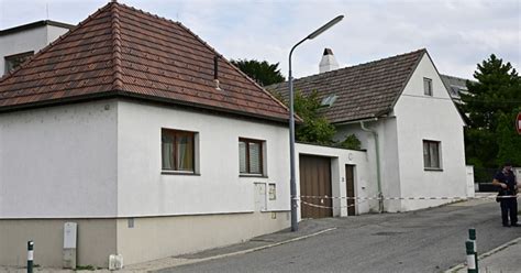17 Jähriger nach Bluttat in Wien Simmering in U Haft SN at