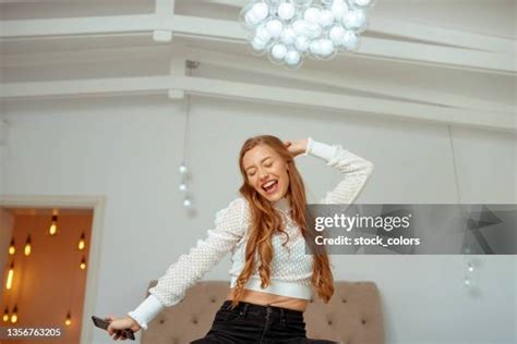 Abs Of Dancer Photos And Premium High Res Pictures Getty Images