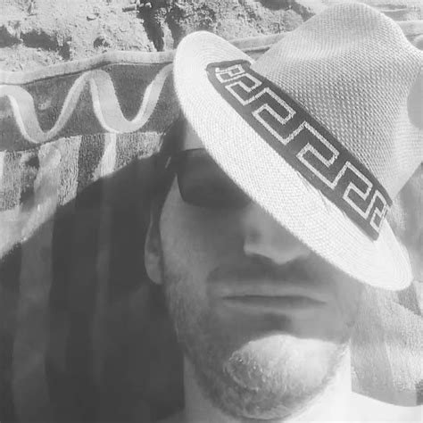 Leo Leo88lev On Threads