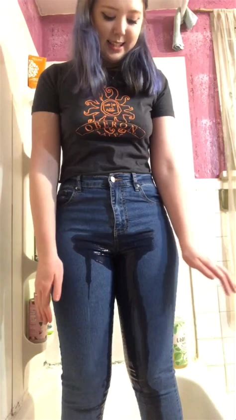 Amateur Teens First Wetting