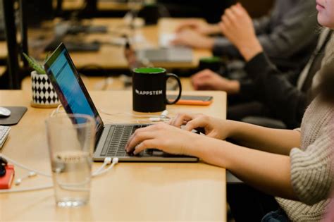 Robert Armstrong On Linkedin Mobileapps Apps Reactnative Flutter Crossplatformapps Hybridapps