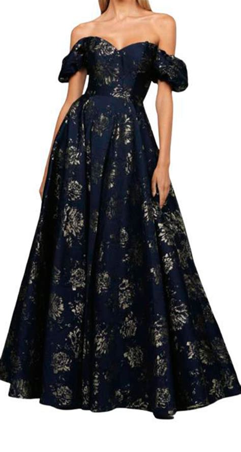 VESTIDO BROCADO CORTE PRINCESA CON MANGAS Prêt a Rent