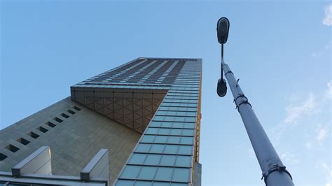 무료 이미지 구조 지붕 마천루 돛대 푸른 가로등 조명 4128x2322 87823 무료 이미지 Pxhere