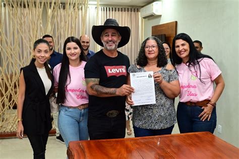 Concursados tomaram posse em Ivinhema Notícias de Ivinhema Angélica