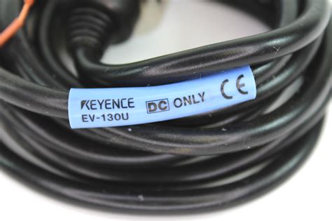 Keyence Ev 130u Two Wire Self Contained Proximity Sensor M30 Non Shielded New