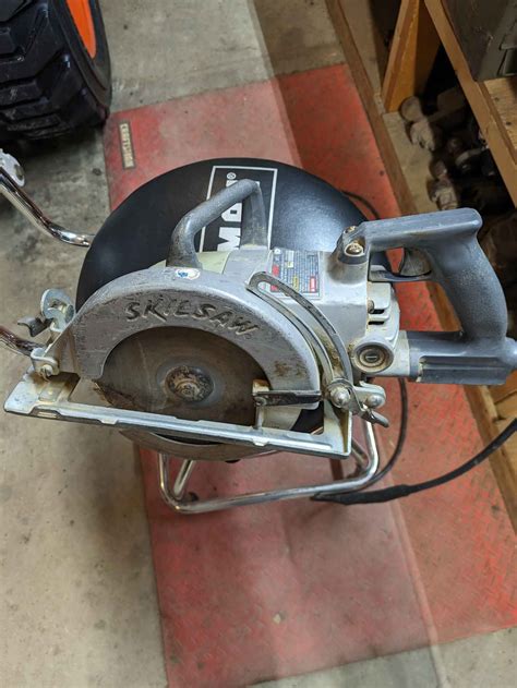 Bottineau County Barter 7 1 4 Inch Worm Drive Skil Saw Excellent Shape Facebook