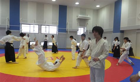 新歓式が行われました。 専修大学体育会 合気道部
