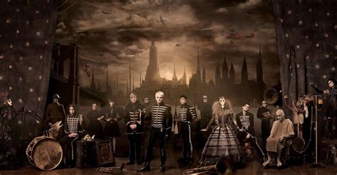 My Chemical Romance The Black Parade Is Dead Online