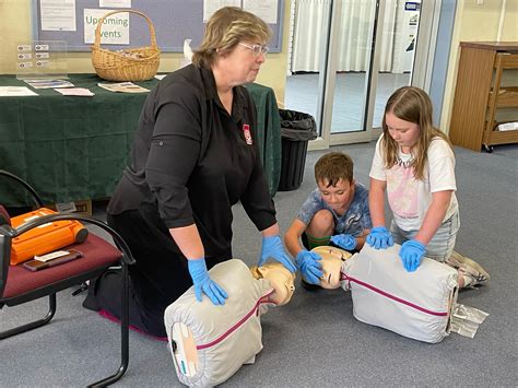 Canberra Bridge Club Gallery Defibrillator Course