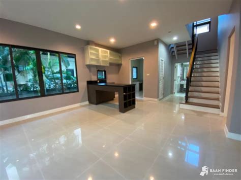 ขายบ้านเดี่ยว หมู่บ้านเศรษฐสิริ ราชพฤกษ์จรัญ 66 ตร ว 4 นอน 3 น้ำ สภาพ