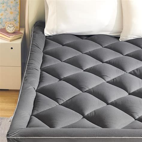 Amazon SLEEP ZONE Extra Thick Twin Mattress Topper For Back Pain Plush Breathable Thick