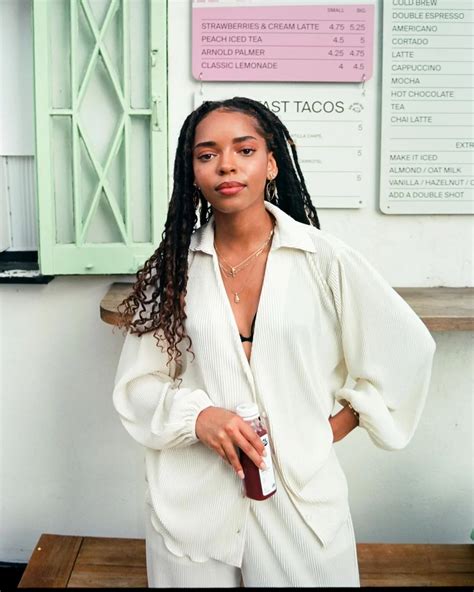 Amber Janea Biography Height And Life Story Super Stars Bio