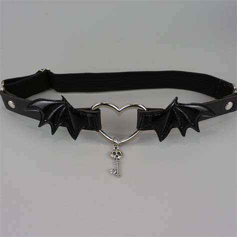 Devil Wings Heart Key Punk Garter Cutiekill